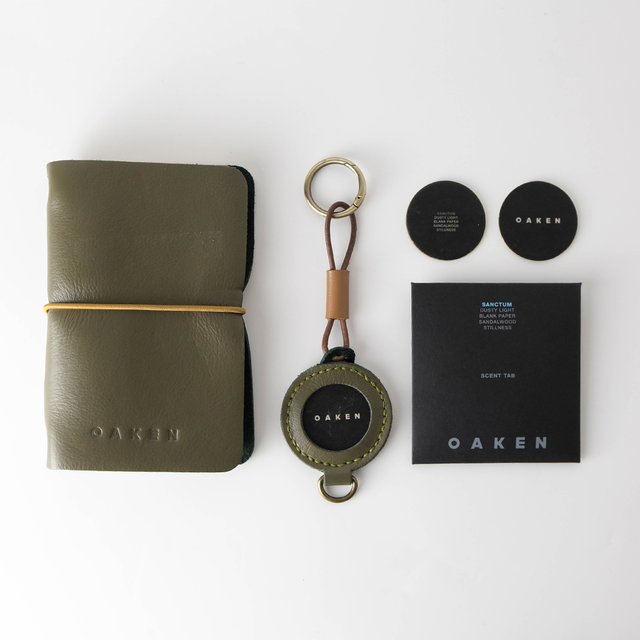 Oaken Lab Travel Gift Sets — Leather Journal + Scented Leather Pendant